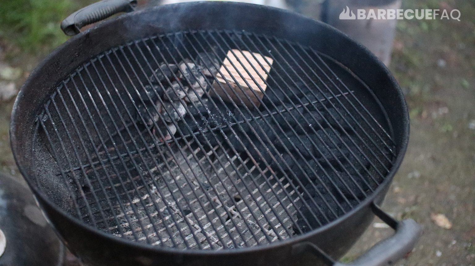 Weber Kettle Grill Review: A Hands-on Overview - Barbecue FAQ