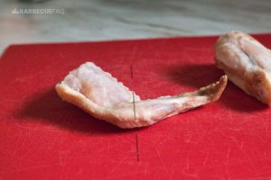 How to Cut Chicken Wings into Wingettes and Drumettes (with Pictures ...
