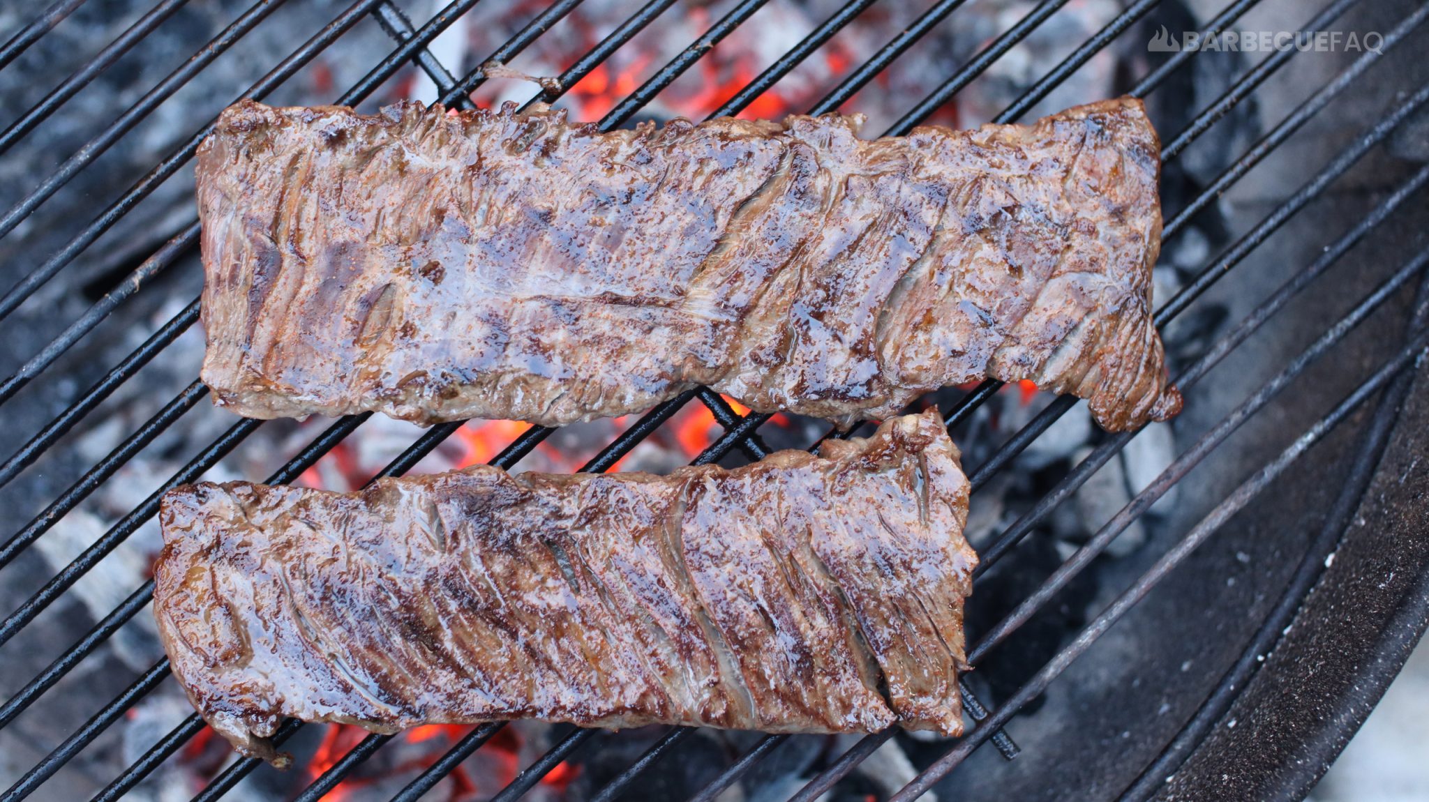 How to Slice or Cut Skirt Steak: Identify the Grain - Barbecue FAQ